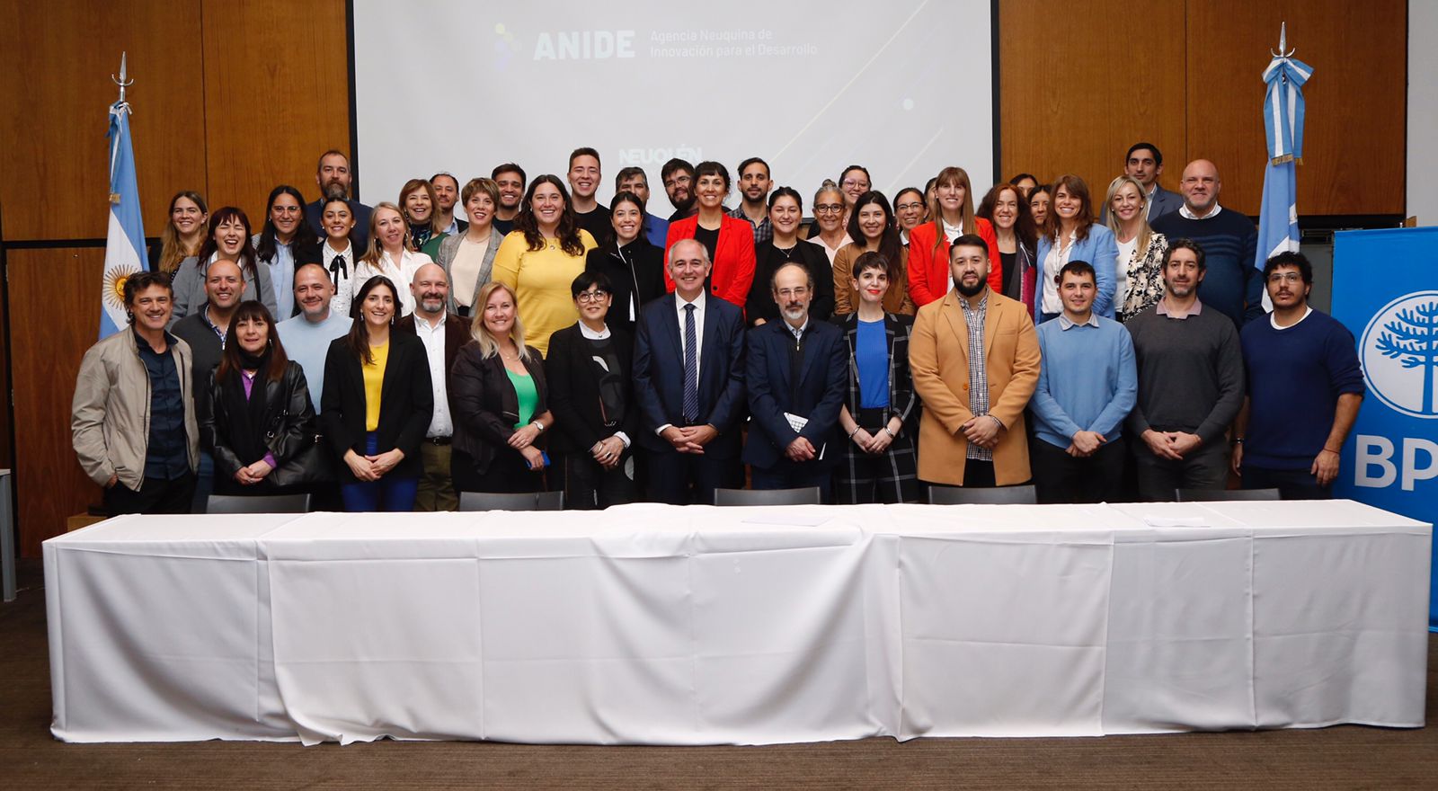 Iniciamos la construcción conjunta del Sistema Neuquino de Ciencia ...